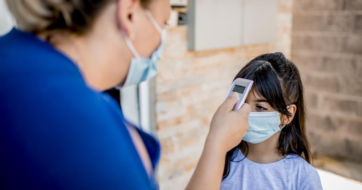 What is a school nurse? | Ochsner Health