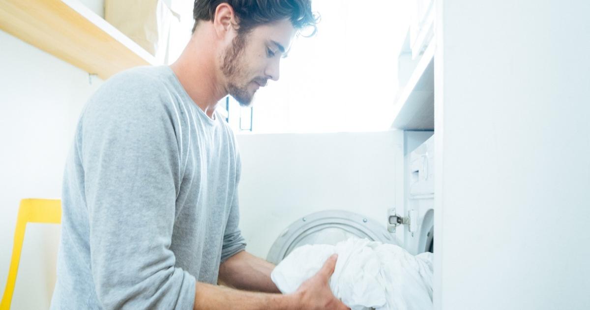 Make Healthy Sleep a Priority by Washing Your Sheets | Ochsner Health