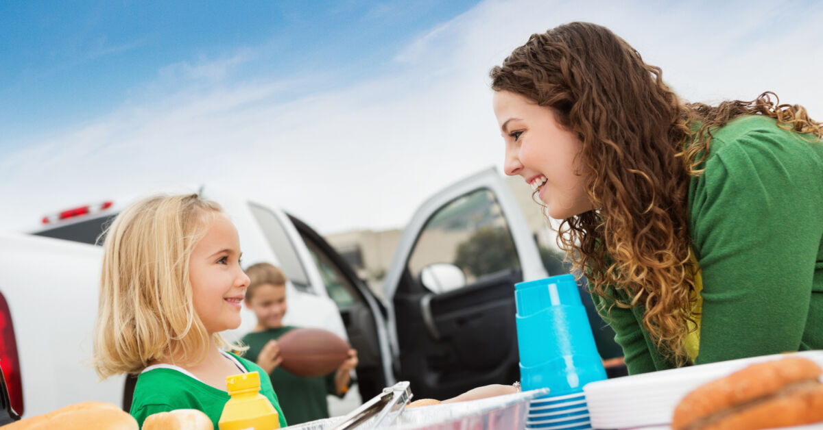 Here's four tips for keeping your littlest fans safe while tailgating ...
