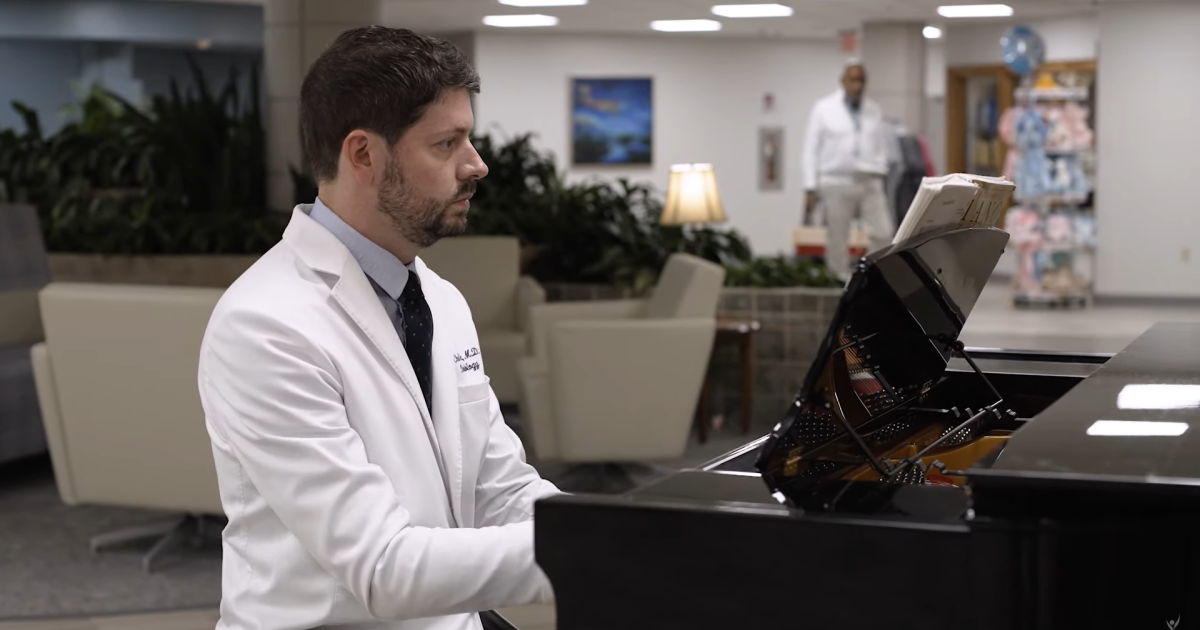What Do Piano Playing and Rheumatology Have in Common? | Ochsner Health